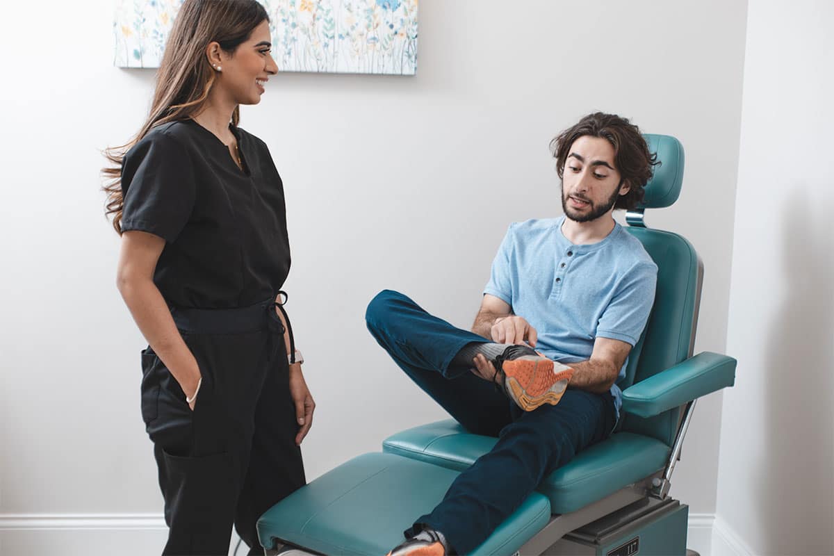 Foot Pain Treatment in Hinsdale and Glendale Heights, IL | Illinois ...